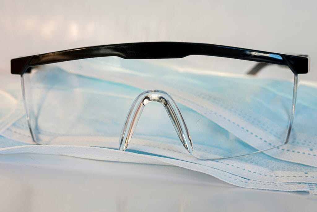 Protective Eyewear for Field Techs – Best Safety Glasses (2025 Update)